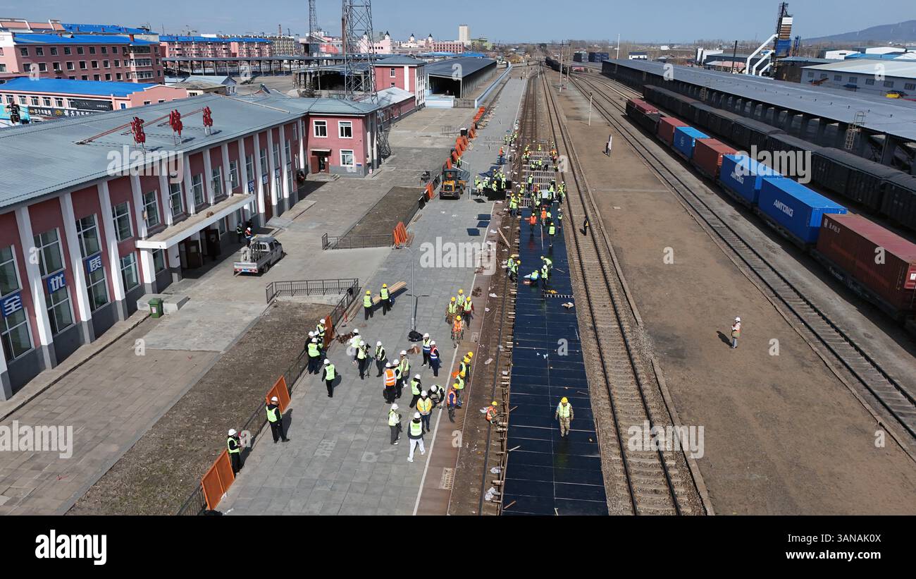 (250415) -- JIAMUSI, April 15, 2025 (Xinhua) -- An aerial drone photo ...