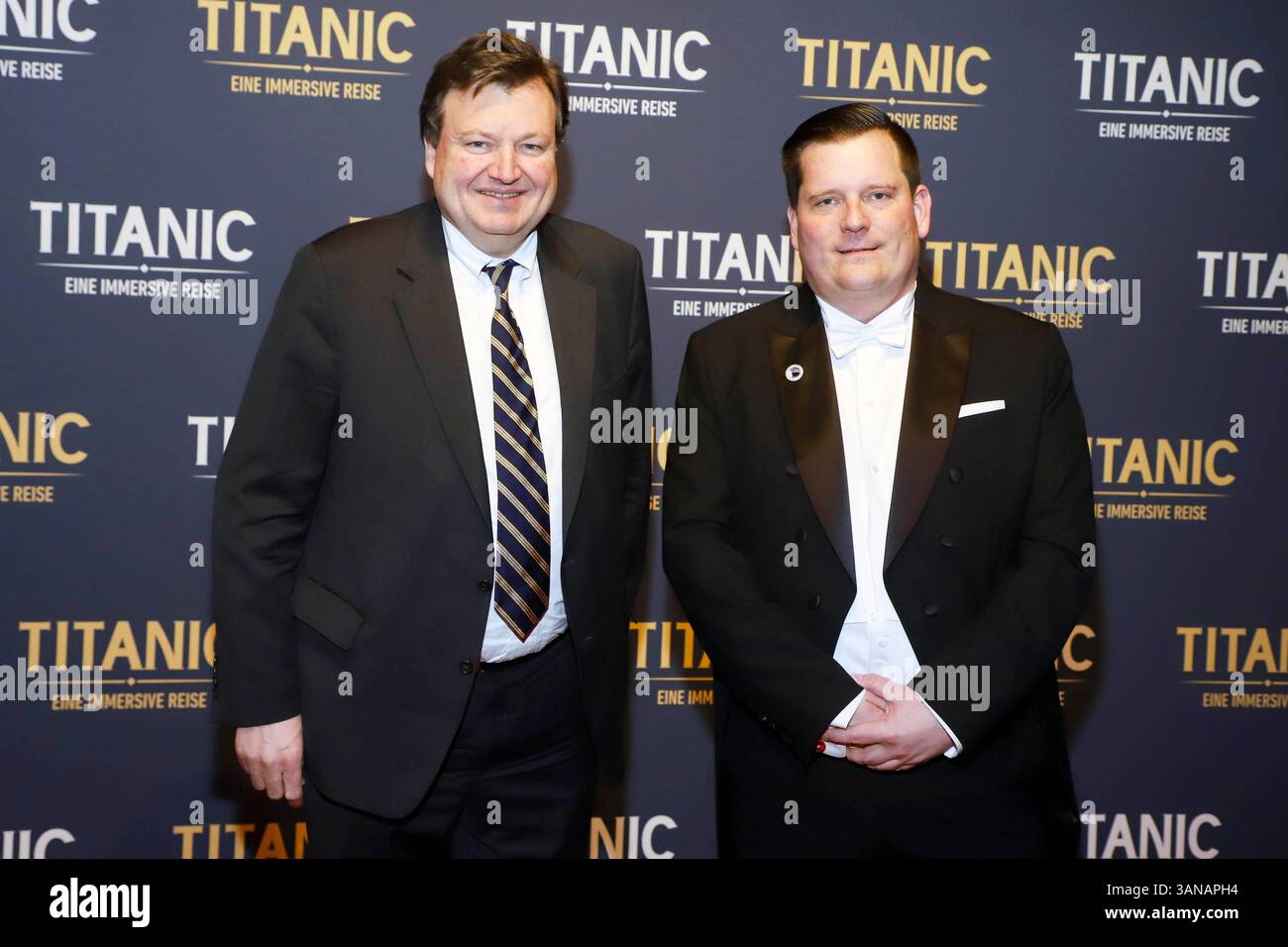 Peter Tamm, Malte Fiebig-Petersen Austellungs Öeiter zu Gast bei der ...