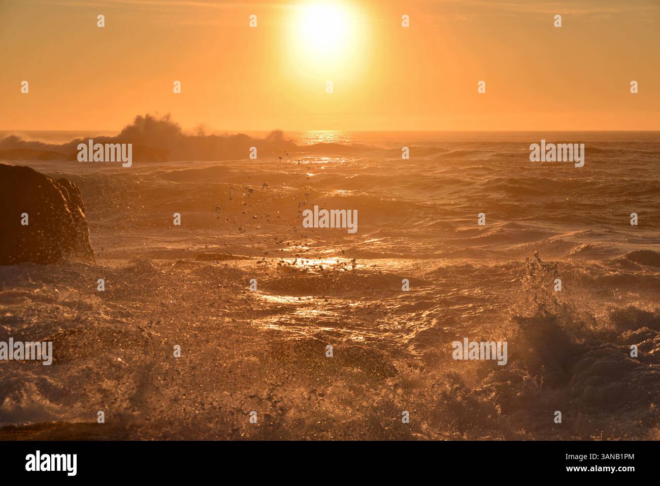 Humidity ocean hi-res stock photography and images - Alamy