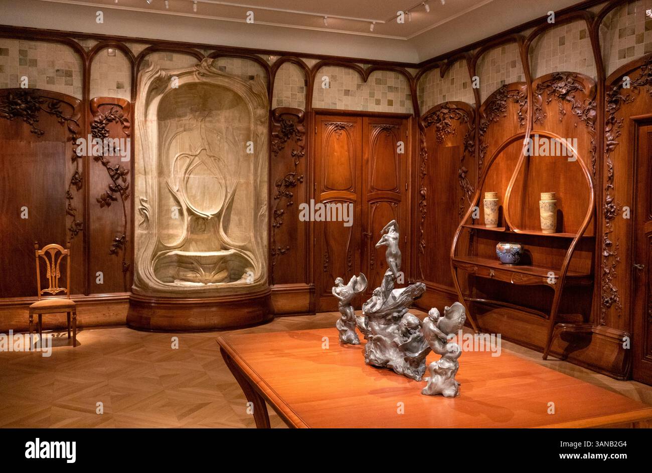 France, Paris, Musee d’Orsay art gallery, 1900-01 Art Nouveau dining ...