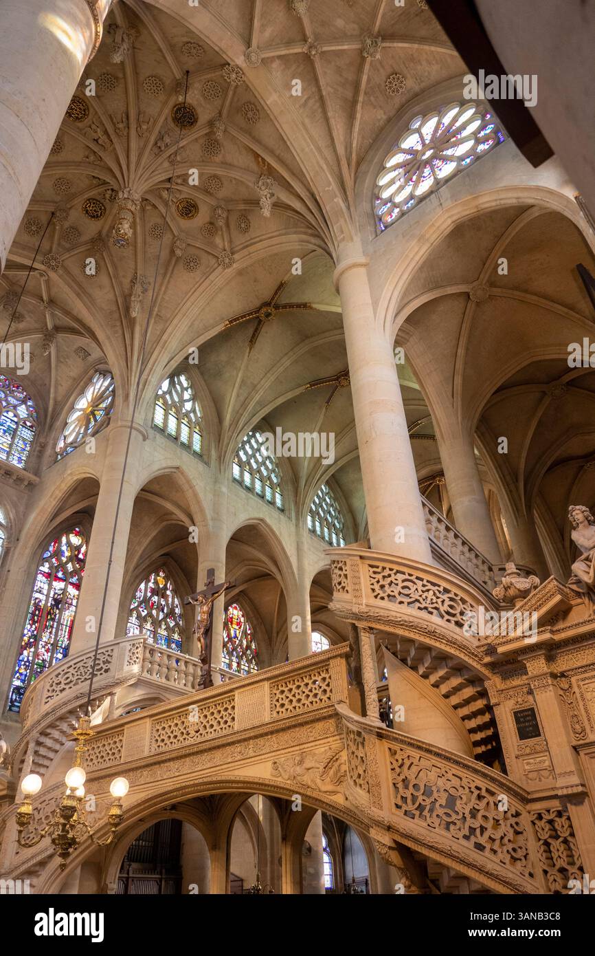 France, Paris, Latin Quarter, Rue Clovis, Eglise Saint-Etienne-du-Mont ...