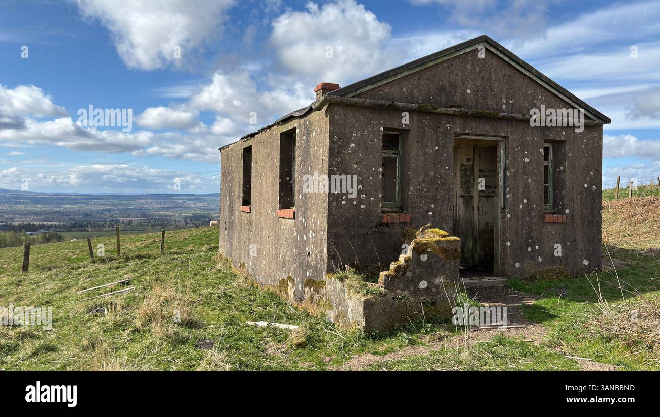 Abandoned Scottish cottage farm building in wild Scottish hillwalking ...
