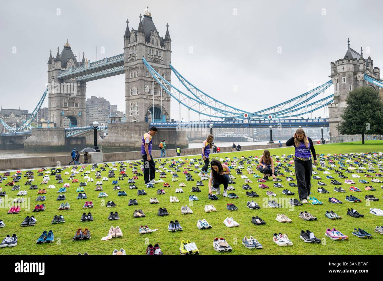 London, UK. 15 April 2025. London Marathon runners at the unveiling of ...