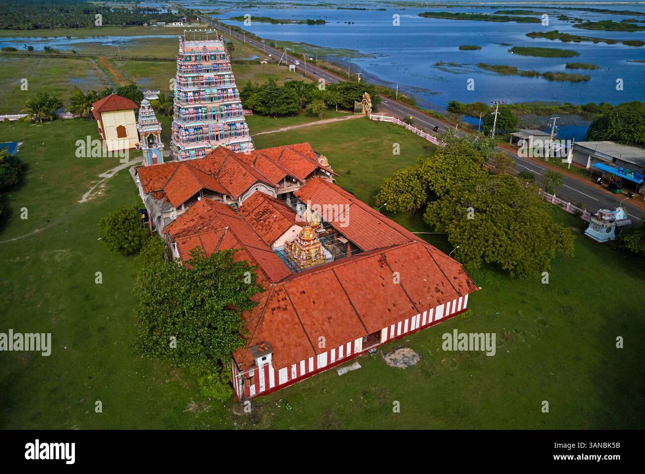 Sri Lanka, Northern Province, Jaffna peninsula, Kayts island, Hindu ...