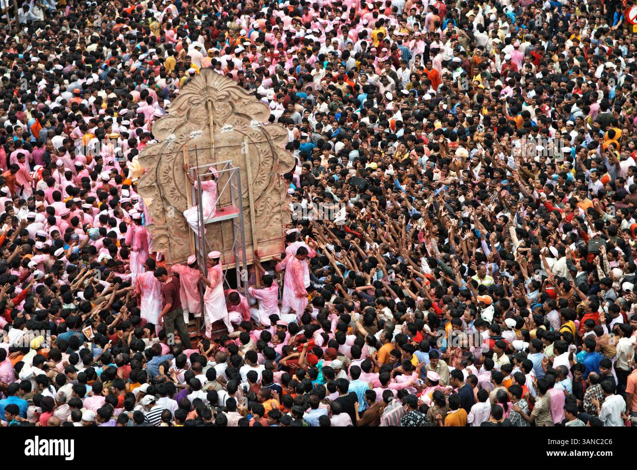 Aerial view of Devotees watching ganesh immersion of lalbaugcha raja in ...