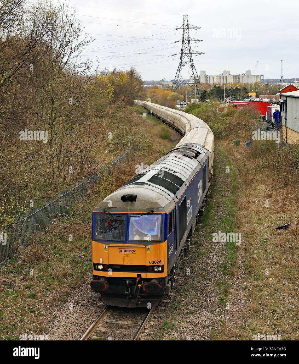 GBRf locomotive no 60026 leaves the Port of Tyne with its train of ...