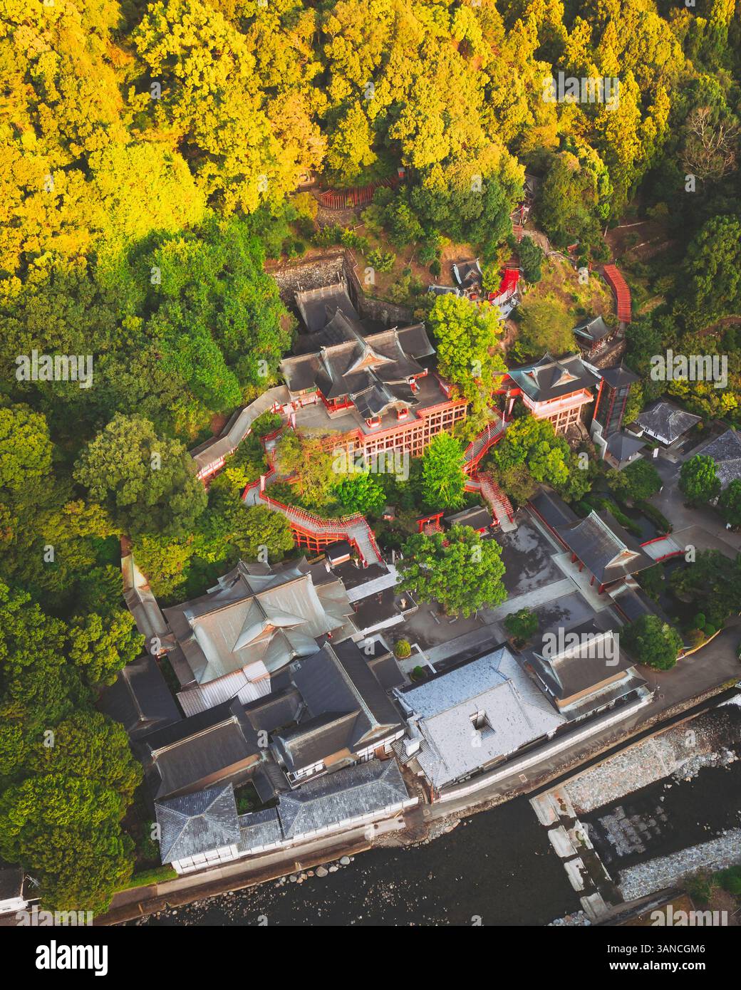 Aerial shot of the famous Yutoku Inari-jinja Temple at sunrise, Furueda ...