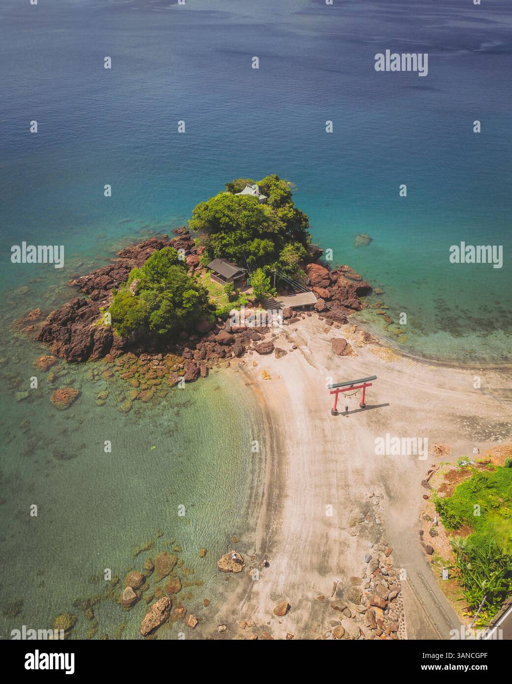 Sugahara shrine hi-res stock photography and images - Alamy