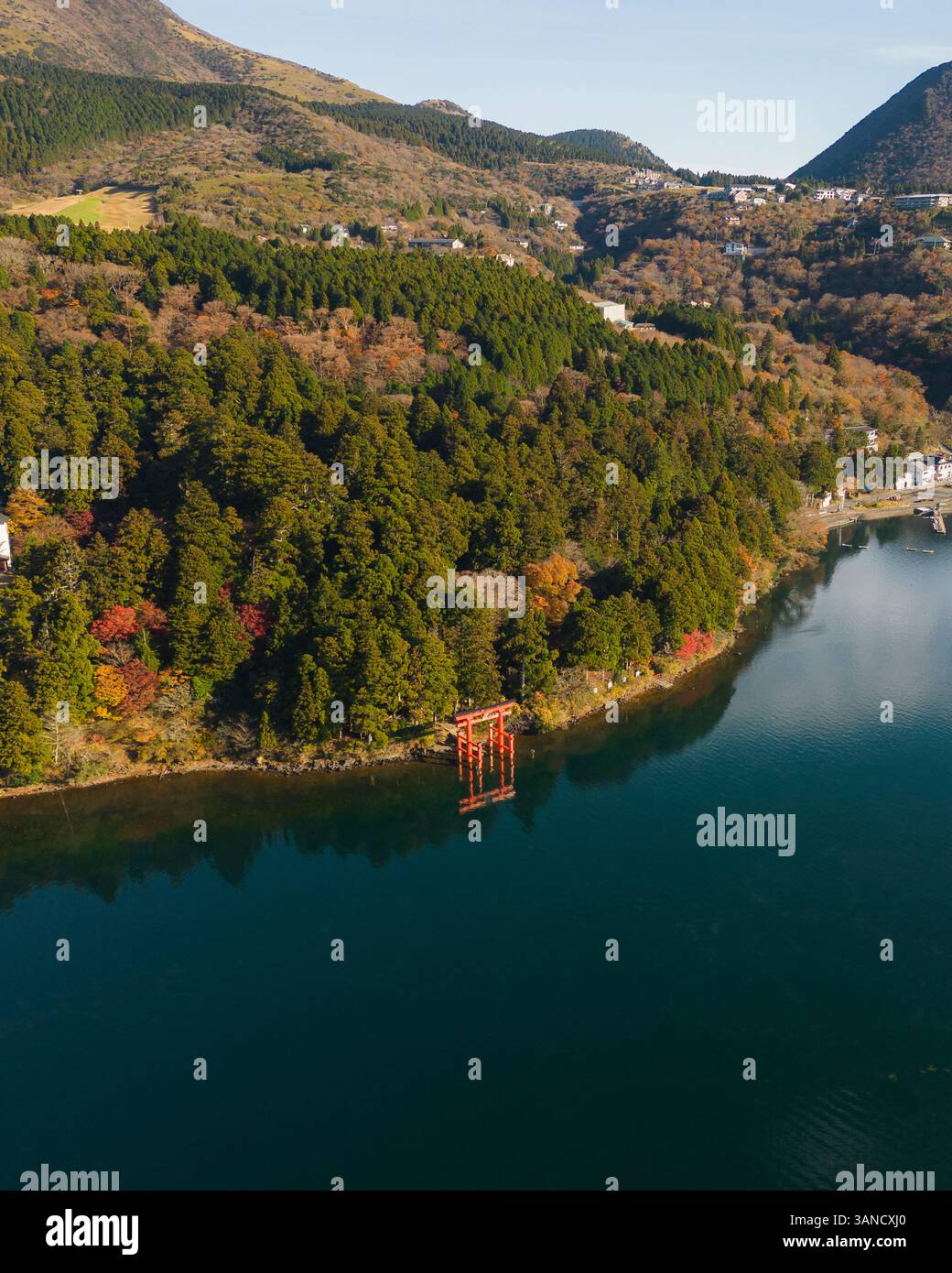 Aerial view of the Peace Torii at sunrise on Lake Ashi, Hakone ...