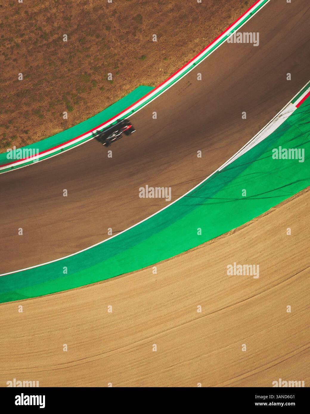 Formula one birds eye view hi-res stock photography and images - Alamy