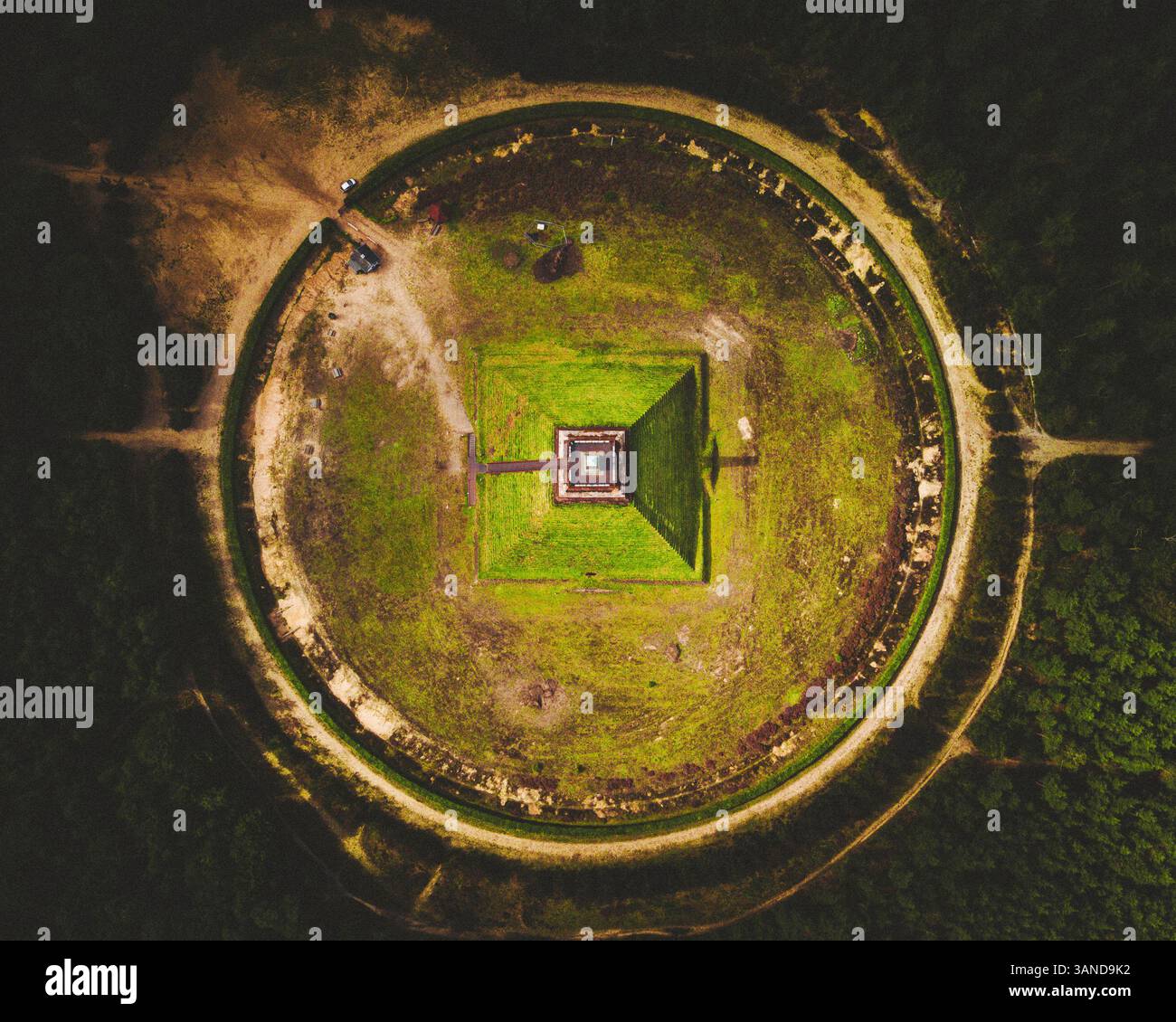 Van straight overhead view hi-res stock photography and images - Alamy