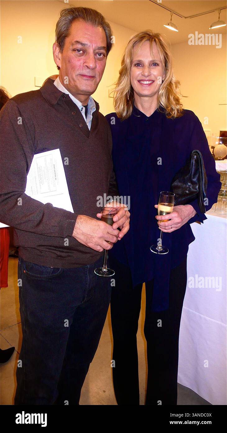 Paul auster with wife hi-res stock photography and images - Alamy