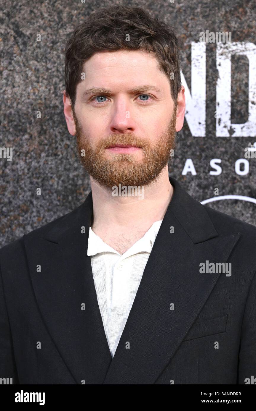 Kyle Soller bei der Premiere der 2. Staffel der Disney+ Serie 'Andor ...