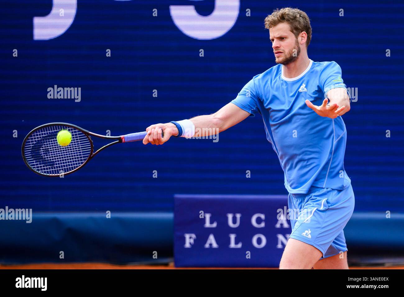 Munich, Germany. 15th Apr, 2025. Tennis: ATP Tour - Munich, Singles, Men, 1st round. Yannick ...