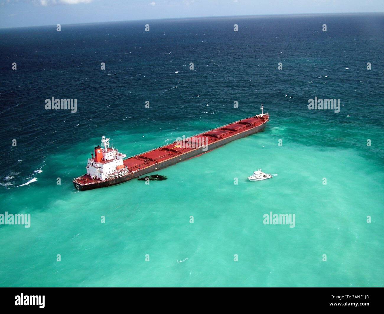 Apr. 4, 2010 - Pacific Ocean off Great Keppel Island, Australia ...