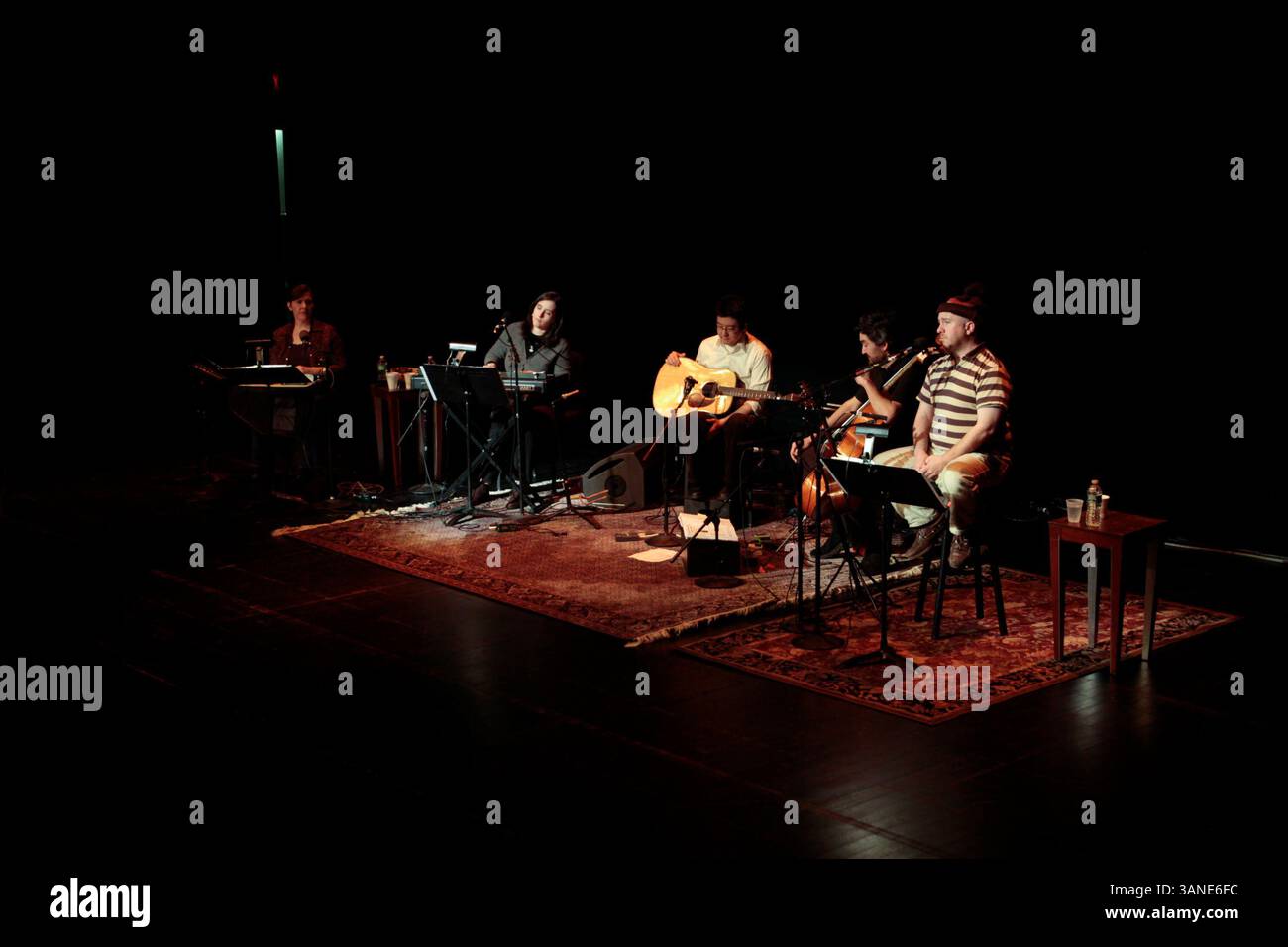 Claudia gonson hi-res stock photography and images - Alamy