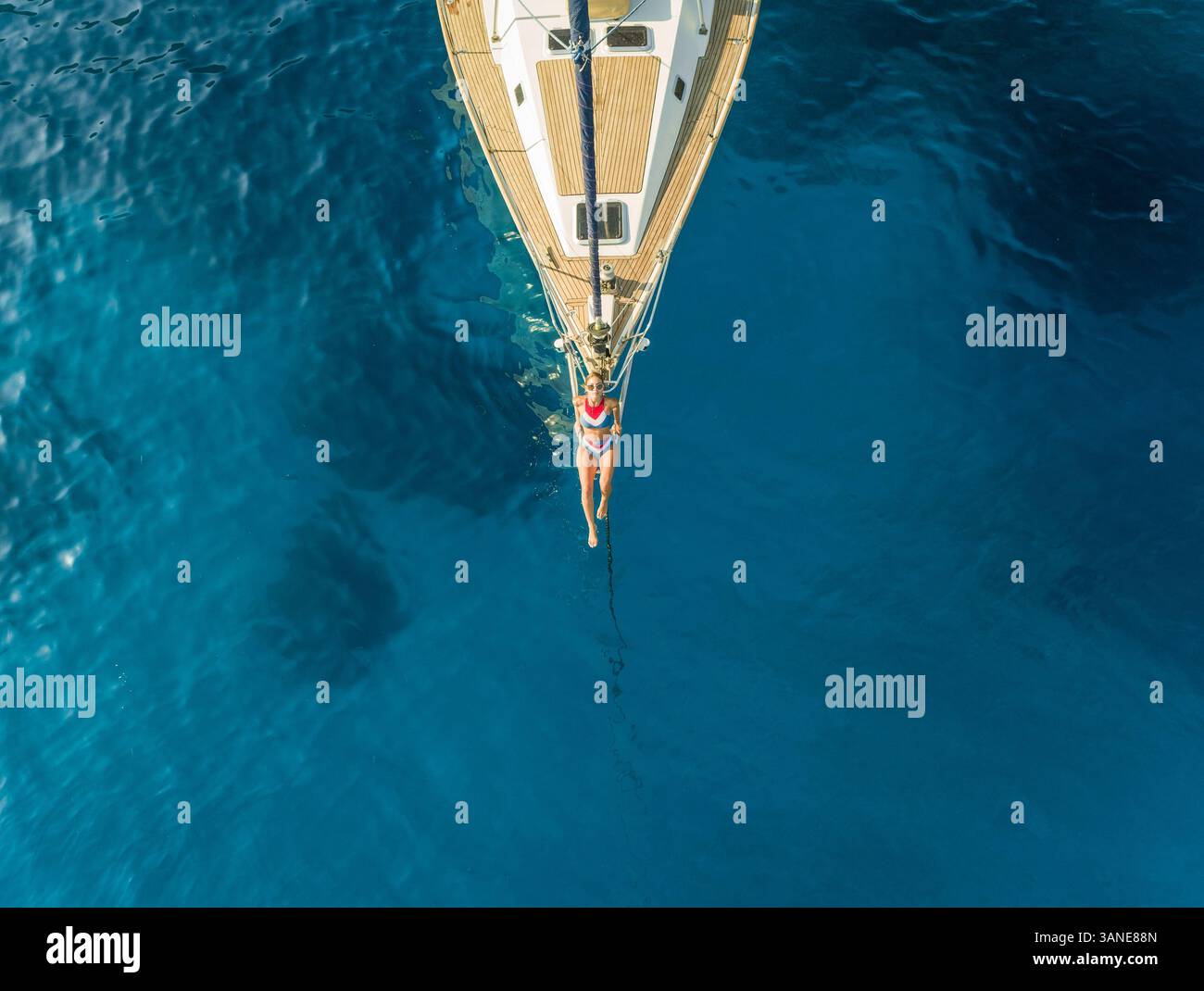 Aerial view luxury boat sitting hi-res stock photography and images - Alamy