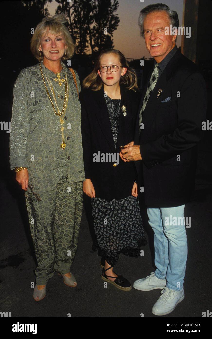 Dec. 00, 1994 - ROBERT CULP with wife CANDACE FAULKNER WITH DAUGHTER ...