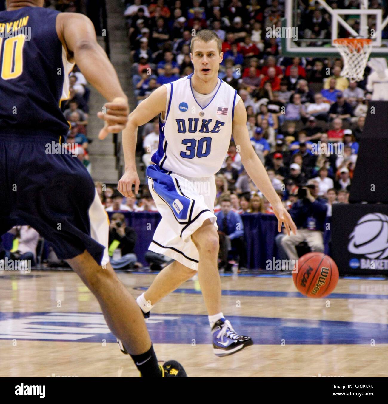 John scheyer hi-res stock photography and images - Alamy