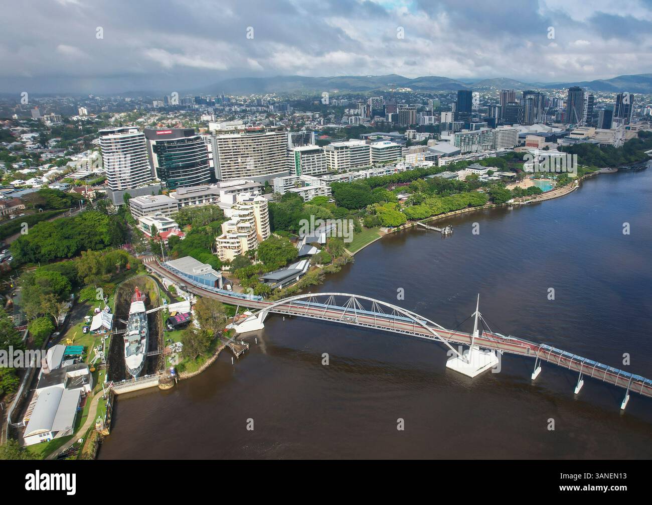 Aerial view of the urban skyline with Goodwill Bridge and Brisbane ...