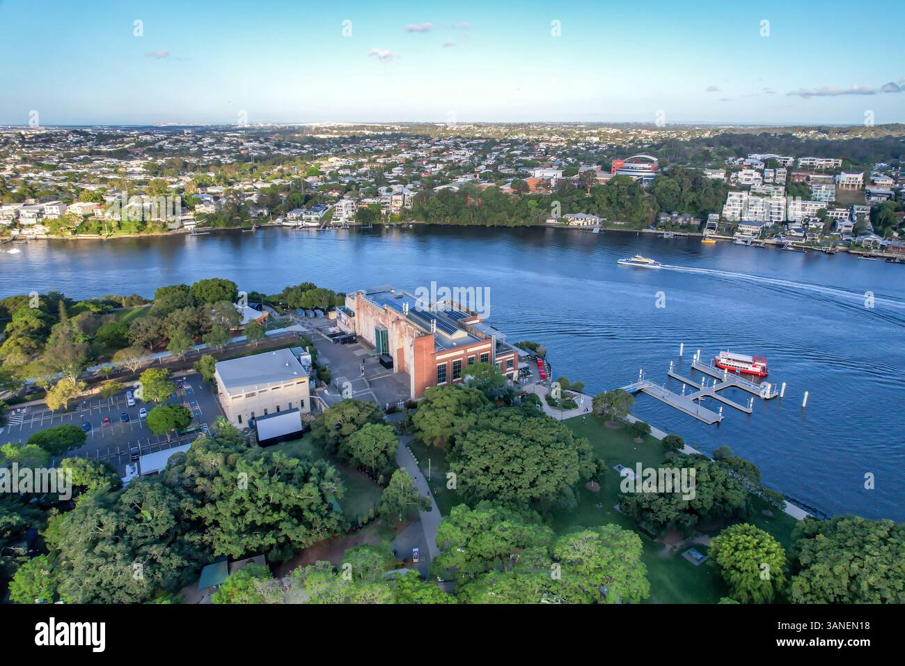 Aerial view of brisbane river with brisbane powerhouse and new farm ...