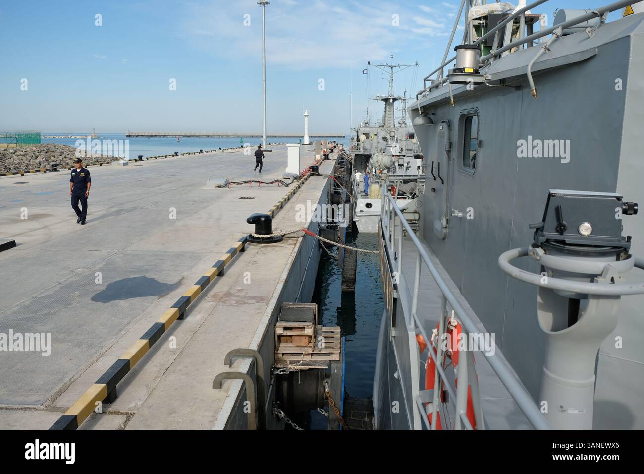 Ships of the Navy. Preparation for military exercises Stock Photo - Alamy