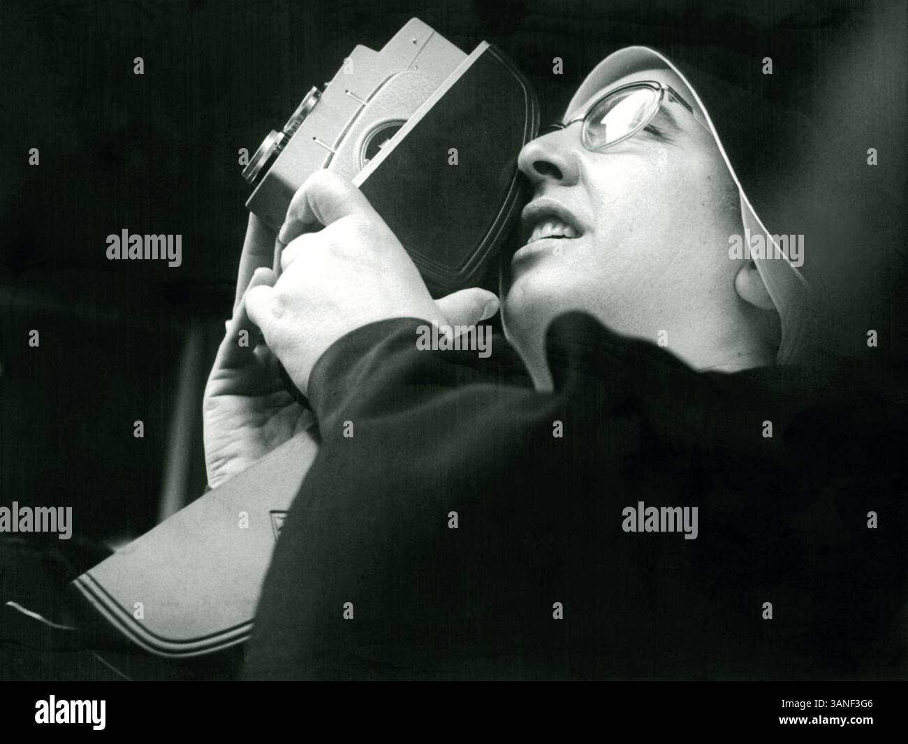 Jun 27, 1967 - Munich, Germany - A Brazilian nun films the bells ...