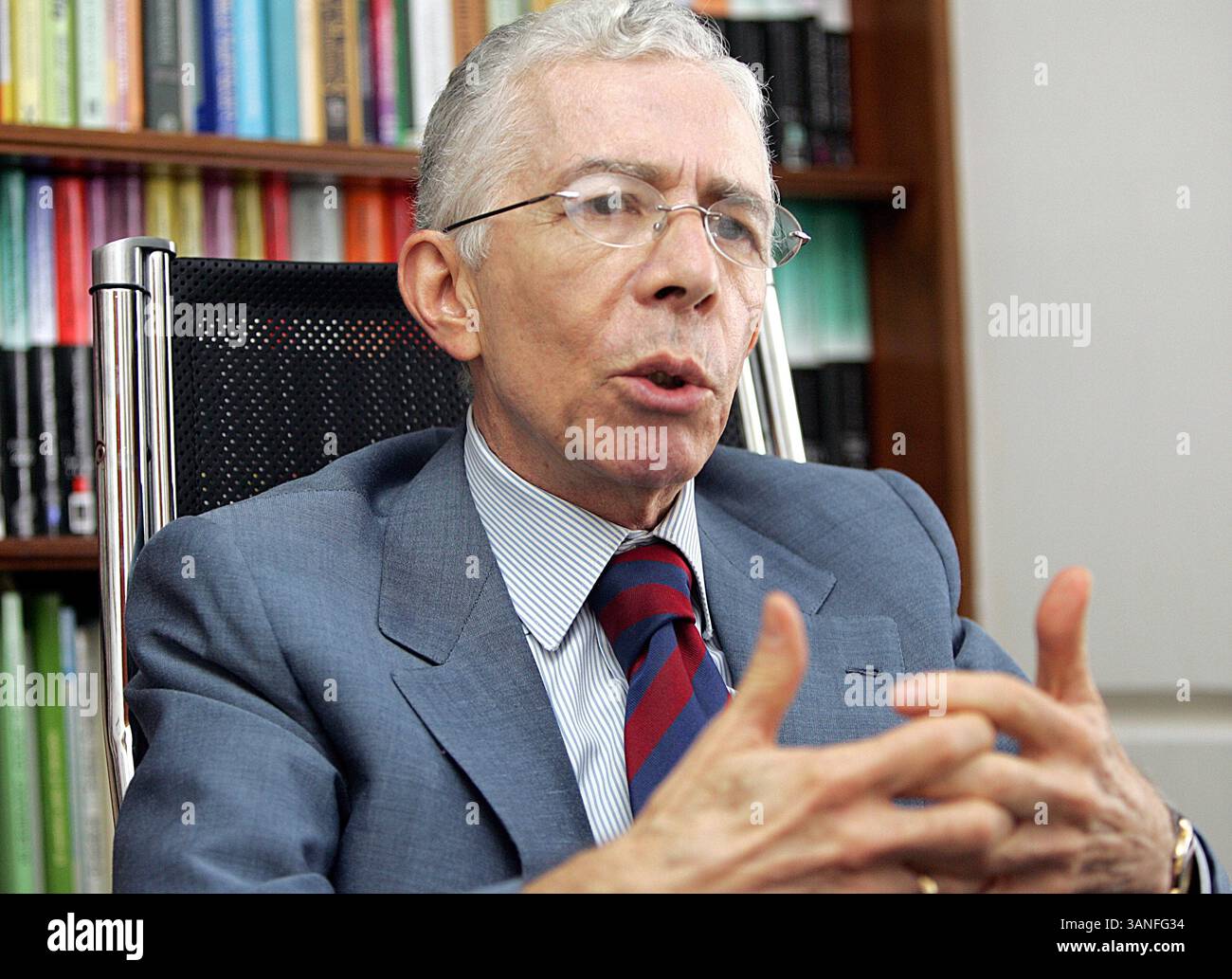 Derecho penal hi-res stock photography and images - Alamy