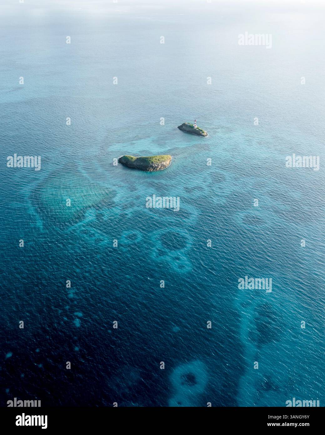 Aerial view of small tiny islands on Providencia and Santa Catalina ...