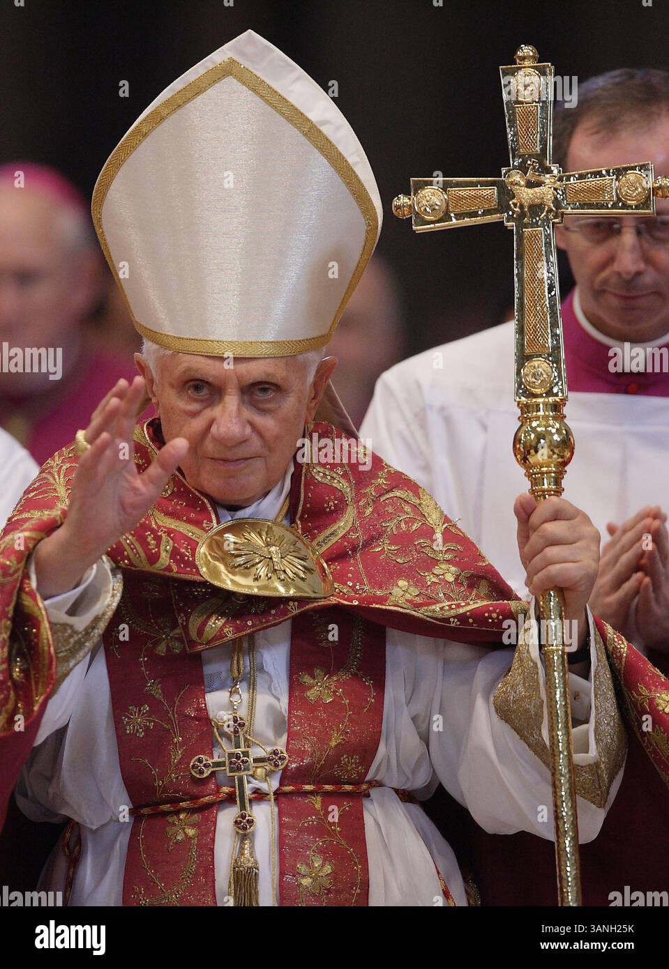 May 03, 2010 - Vatican City State (Holy See) - POPE BENEDICT XVI pay ...