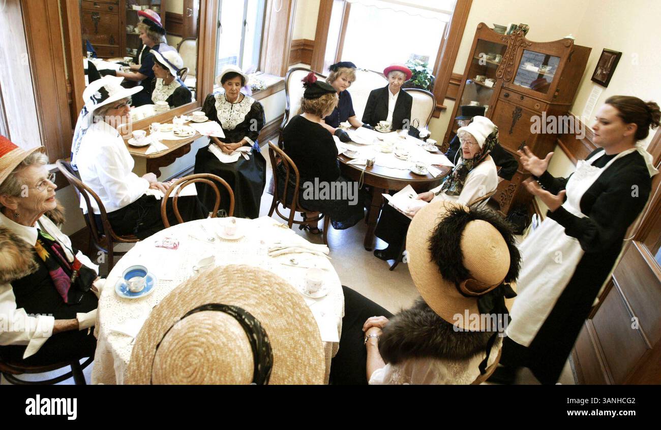 Victorian tea party hi-res stock photography and images - Alamy