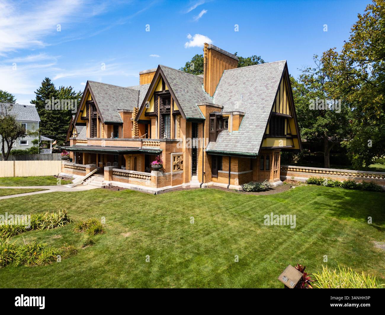 Moore-Dugal Residence, Frank Lloyd Wright, 333 Forest Ave, Oak Park, IL ...