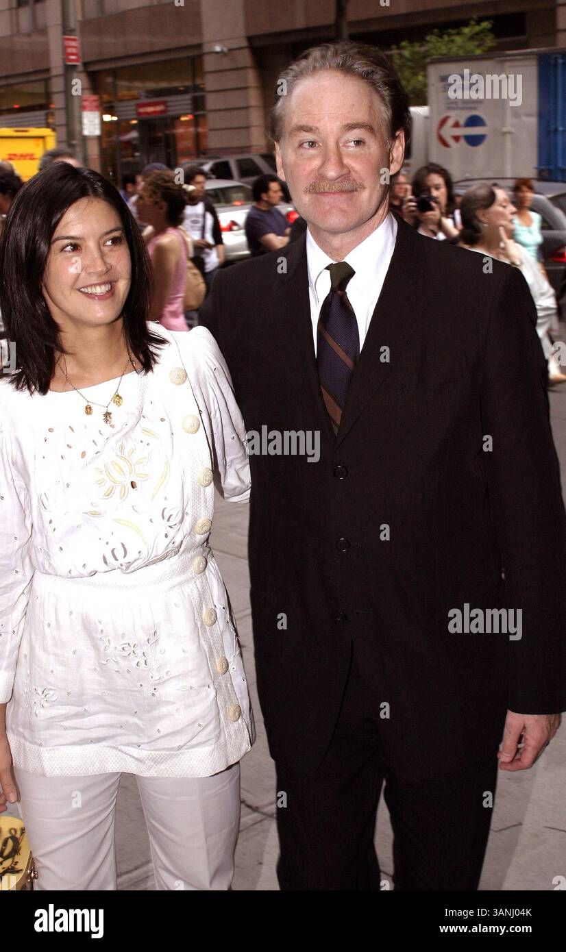 June 9, 2005 - 09 June 2005 - New York, NY - Phoebe Cates and Kevin ...