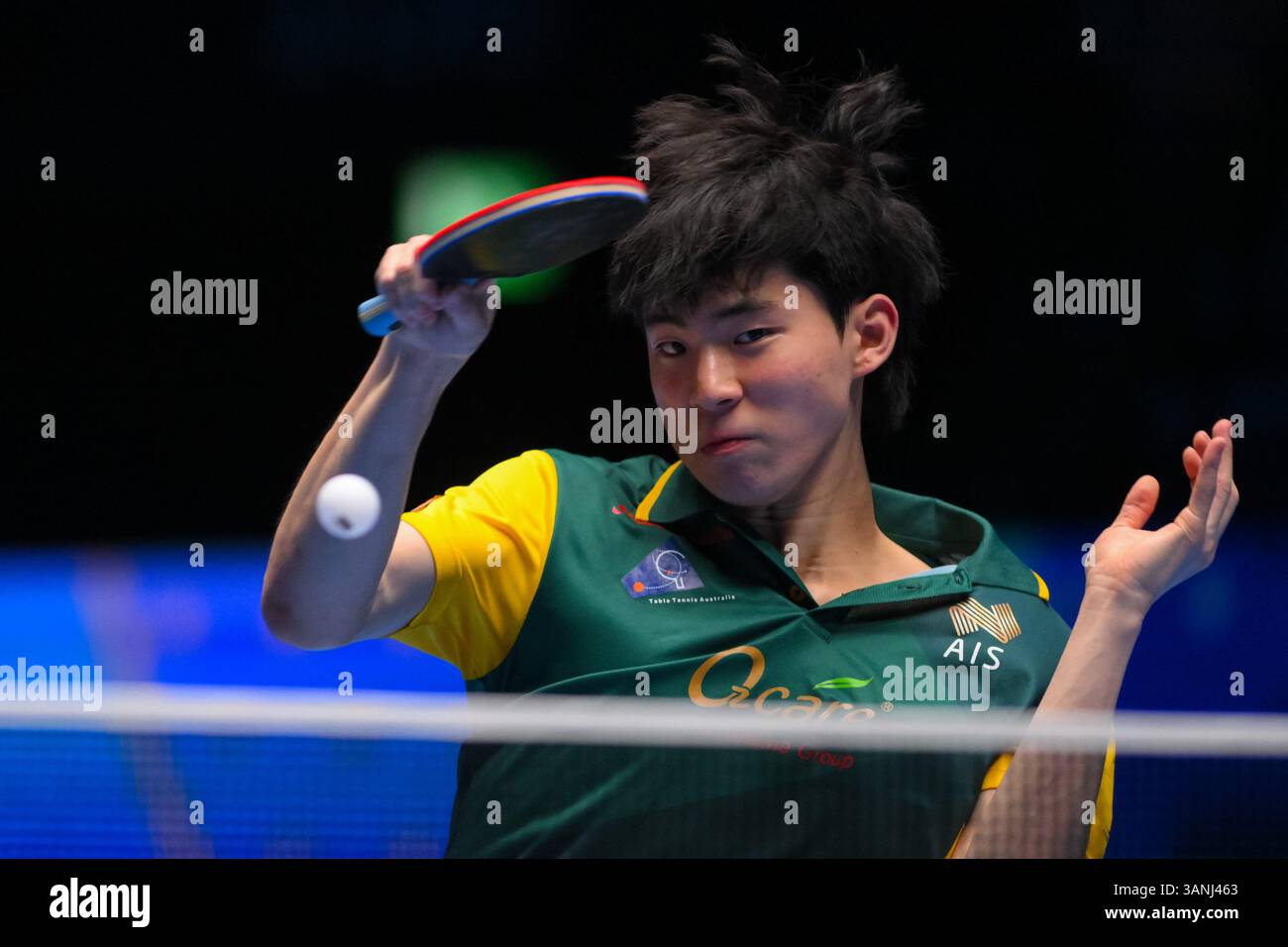 (250415) -- MACAO, April 15, 2025 (Xinhua) -- Bae Hwan hits a return ...