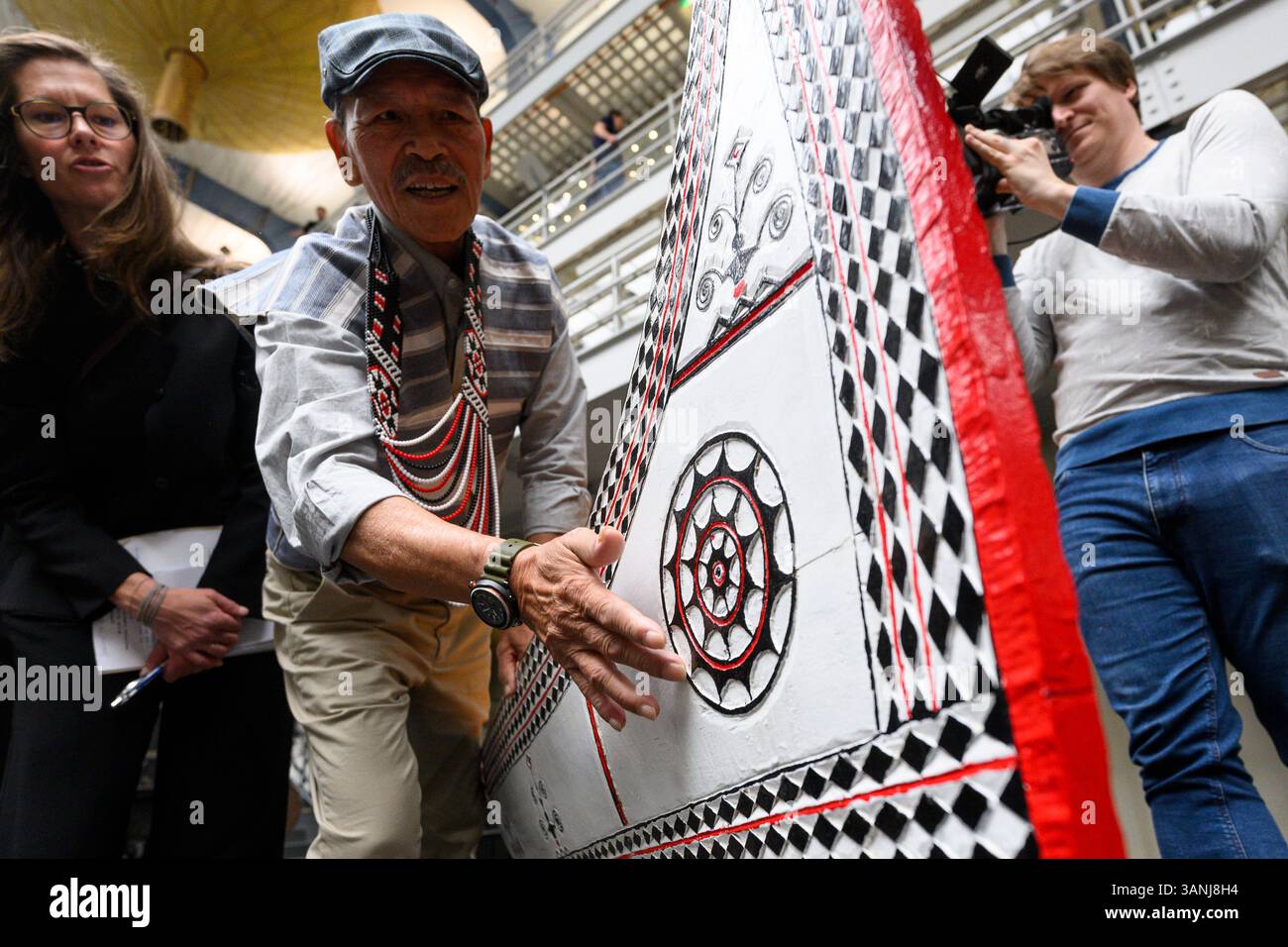 Yami tribe taiwan hi-res stock photography and images - Alamy