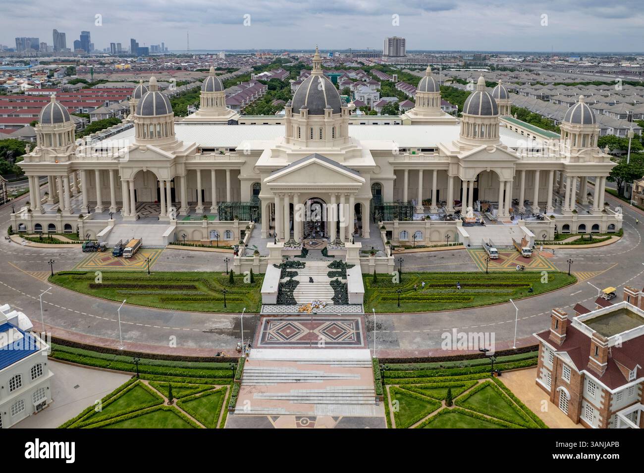 Aerial view of grand neoclassical architecture with beautiful gardens ...
