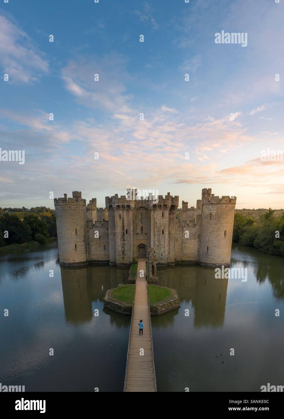 Aerial view of bodiam castle surrounded by a scenic moat at sunset, Bodiam, United Kingdom Stock ...