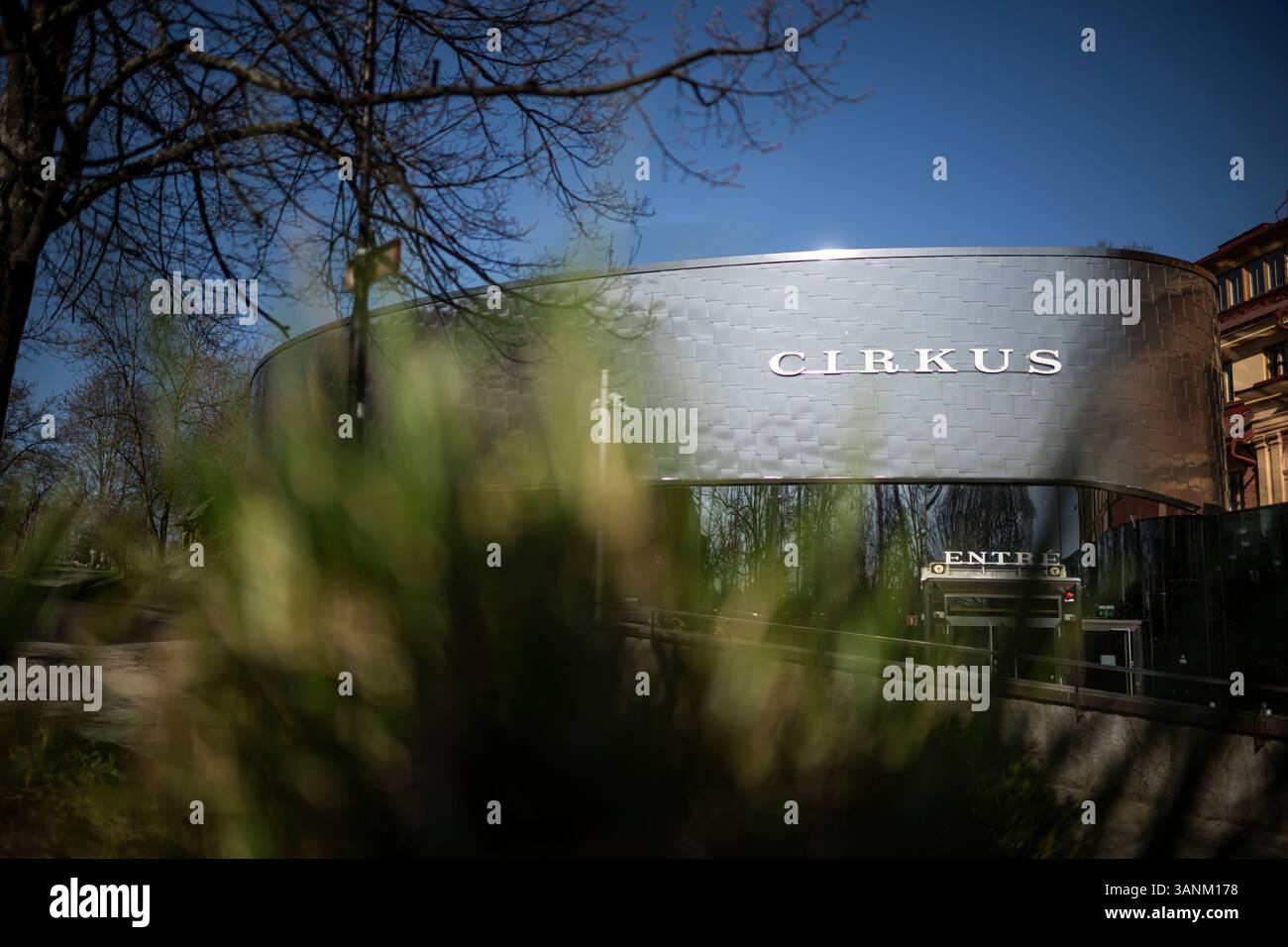 250415 Exteriör av Cirkus inför Eldsjälsgalan 2025 den 15 april 2025 i Stockholm. Foto: Maxim ...