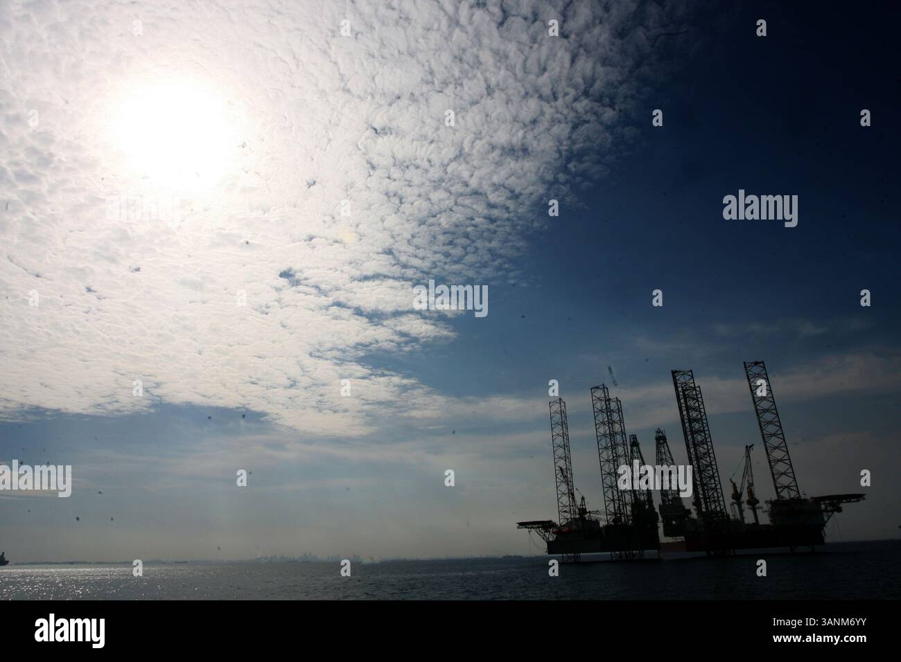 May 19, 2009 - Batam, Indonesia - The oil platforms offshore drilling ...