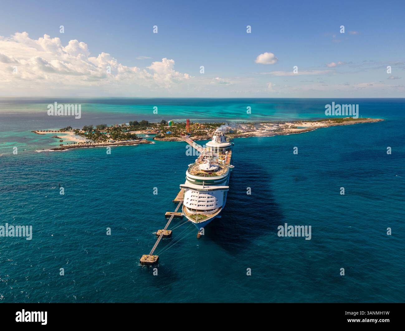 Aerial shot beautiful seas beaches hi-res stock photography and images ...