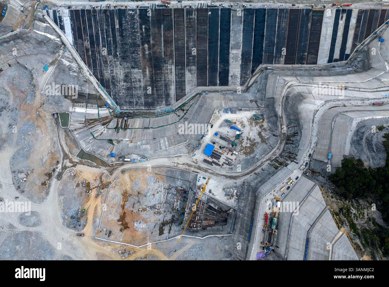 NANNING, CHINA - APRIL 15, 2025 - Aerial photo taken on April 15, 2025 ...