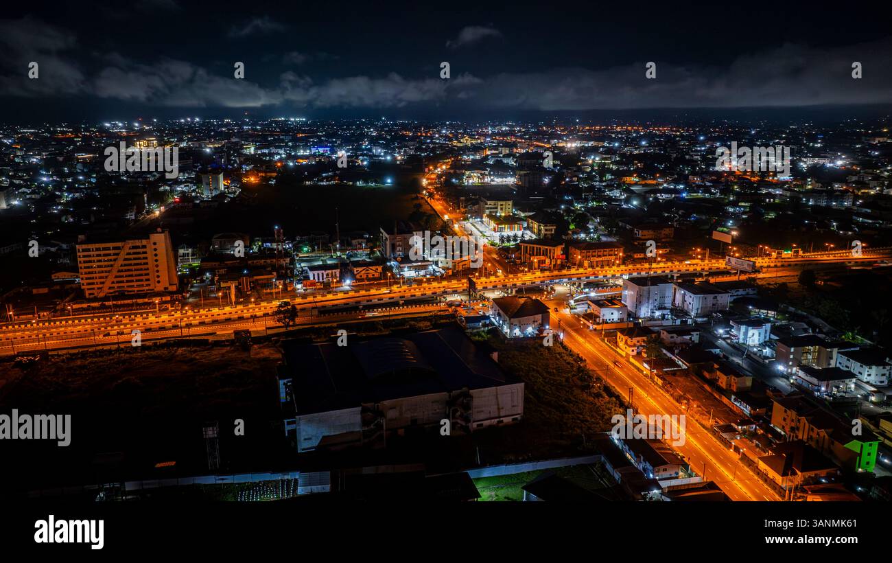 Nigeria road trees hi-res stock photography and images - Alamy