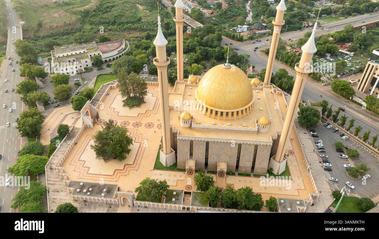 Aerial view of the beautiful National Mosque with its impressive dome ...