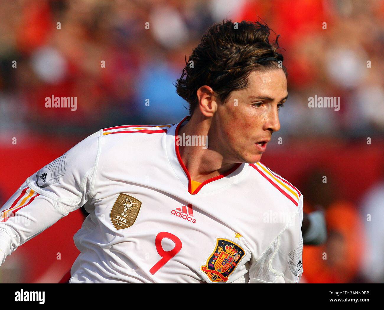Fernando torres spain 2011 hi-res stock photography and images - Alamy