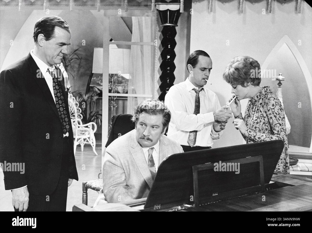 Sep 19, 1968; London, England, UK; (L-R): Actor KARL MALDEN as Carlton ...