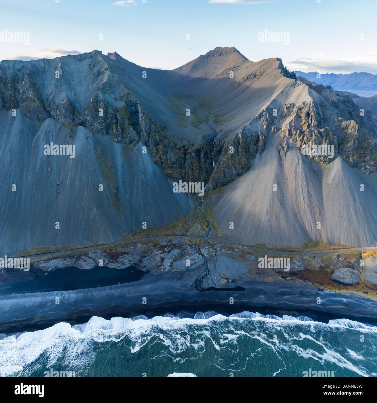 Explore untouched wilderness iceland birds hi-res stock photography and images - Alamy