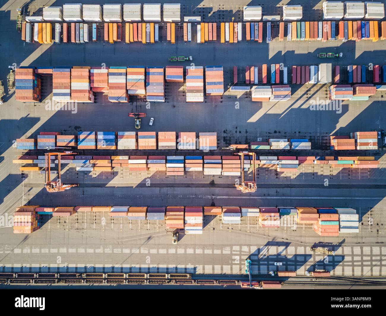 Aerial view of containers in Tacoma harbour, Washington, USA Stock ...