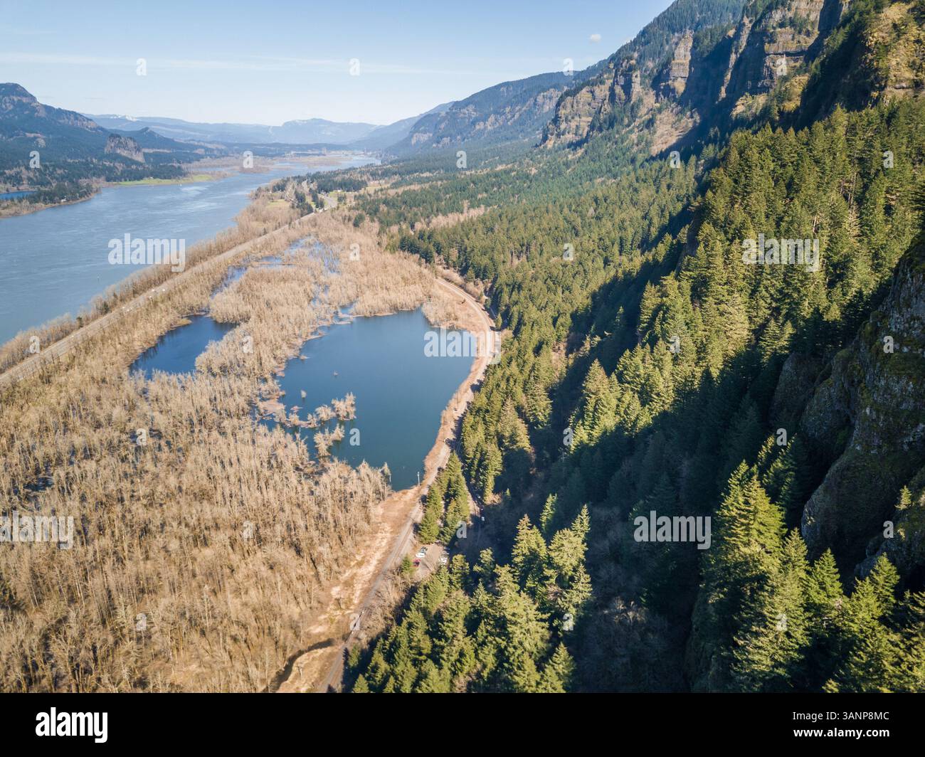 Aerial view of Colombia river in Oregon, USA Stock Photo - Alamy