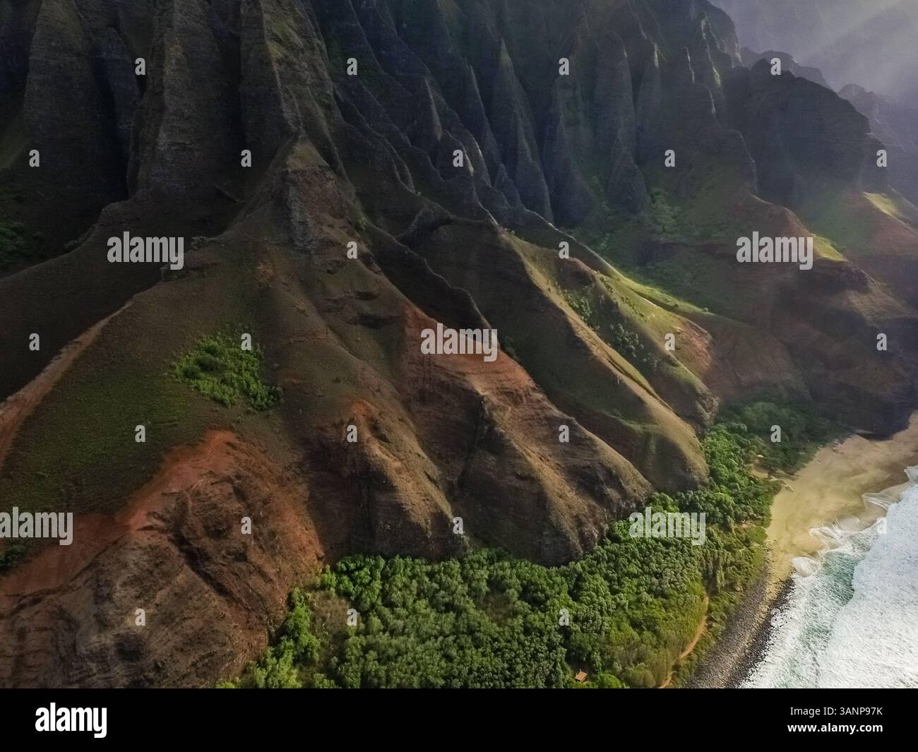 Aerial view of The Nā Pali Coast state Park in Hawaii, USA Stock Photo ...