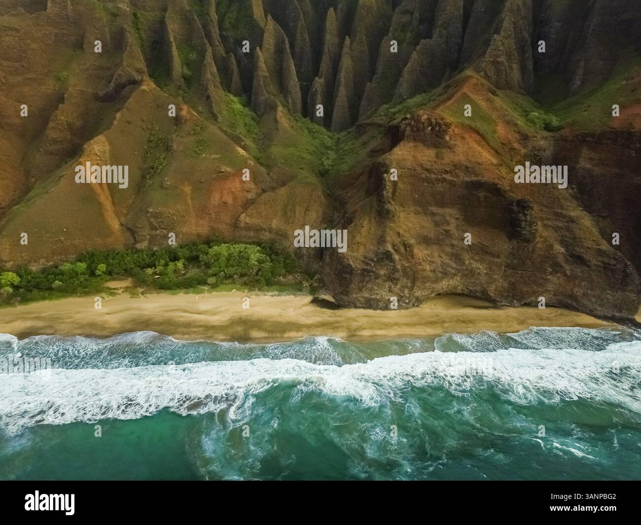Aerial view of The Nā Pali Coast state Park in Hawaii, USA Stock Photo ...